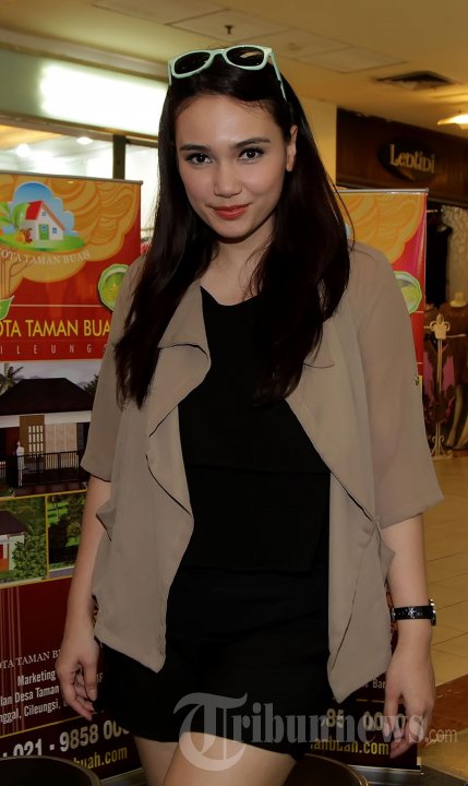 Feby Febiola, Foto 1 #887482 - TribunNews.com