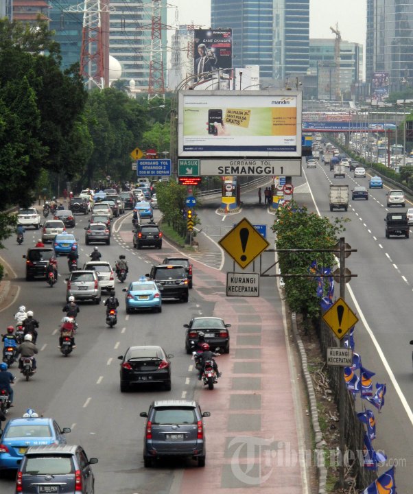 Pintu Tol Semanggi I Sumber Kemacetan, Foto 3 #908662 - TribunNews.com