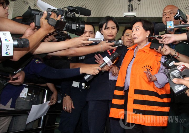 Maria Elizabeth Liman Ditahan KPK, Foto 1 #934142 - TribunNews.com