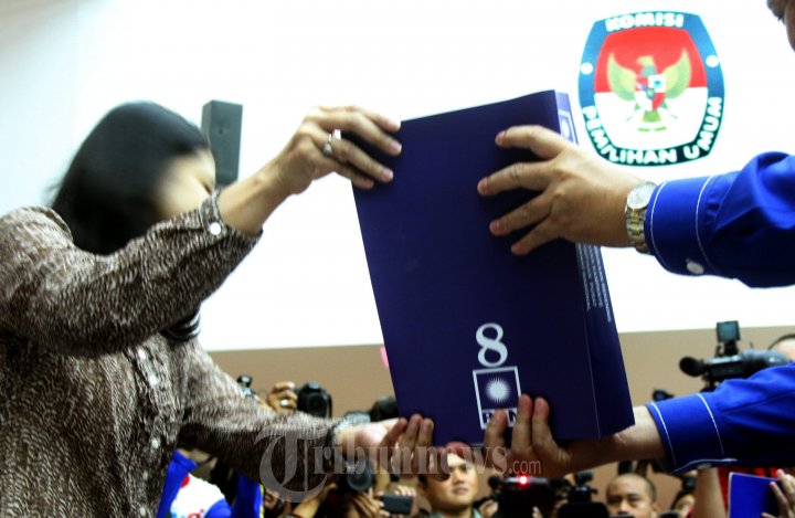 Pan Laporkan Dana Kampanye Ke Kpu Foto 2 1047851