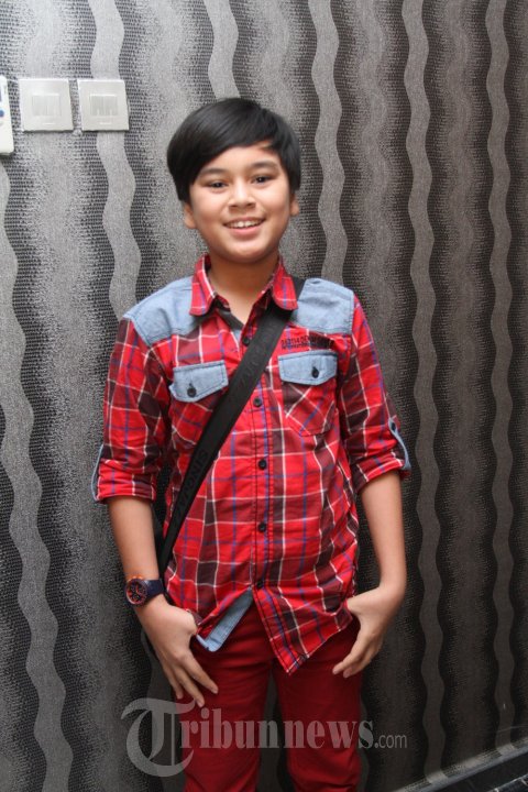 Firman Ferdiansyah di Acara Film Oo Nina Bobo, Foto 5 #1049261 - TribunNews.com