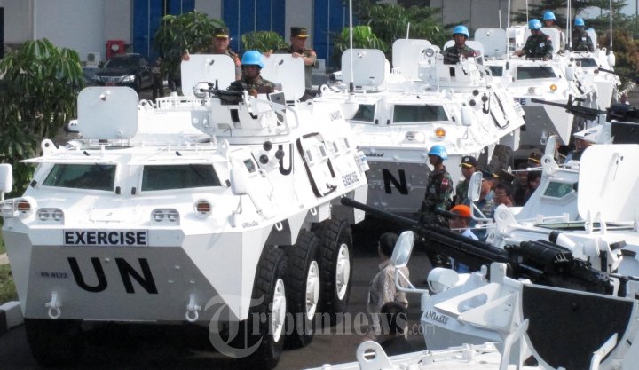 Serah Terima Panser Anoa Bikinan Pindad, Foto 2 #1066481 - TribunNews.com