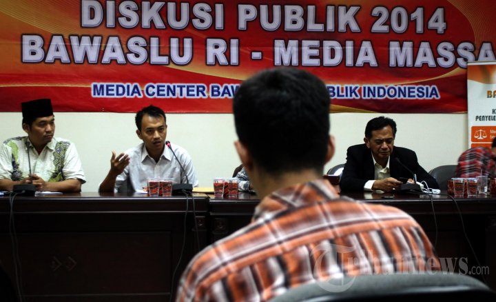 Protes Persyaratan Caleg DPD, Foto 4 #1079302 - TribunNews.com