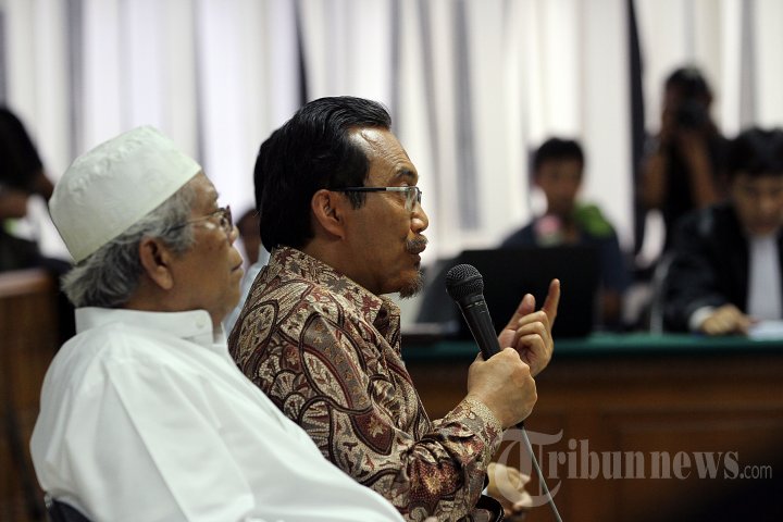 Saksi Sidang Maria Elizabeth Liman, Foto 5 #1085231 - TribunNews.com