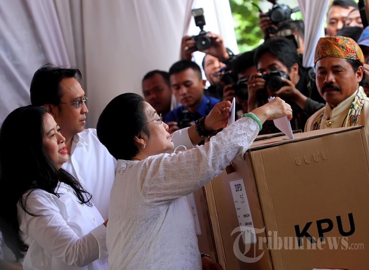 Megawati Soekarnoputri, Foto 5 #1110291 - TribunNews.com
