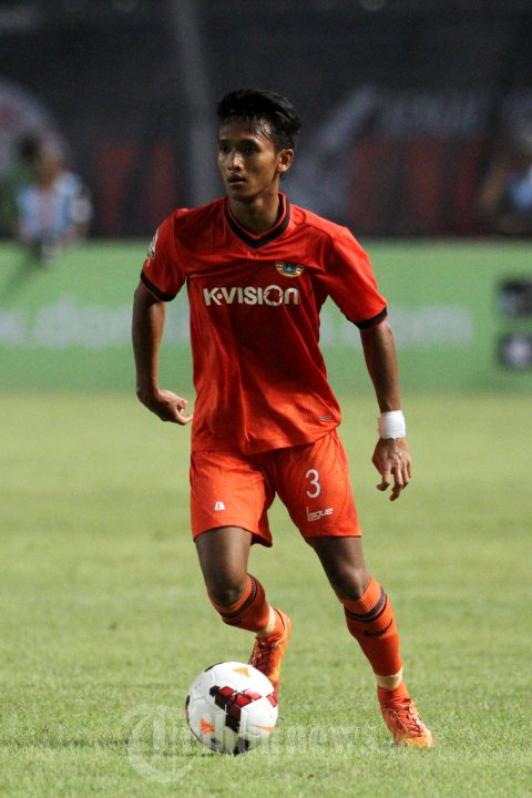 Dani Saputra Persija Melenggang Kontrol Bola, Foto 18 #1142372 ...