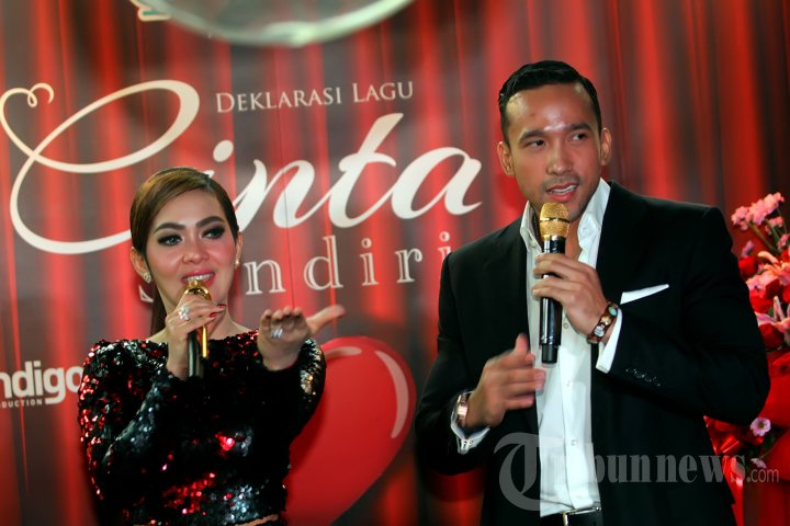 Syahrini dan Maruli Koalisi Cinta Sendirian, Foto 10 #1173931 ...