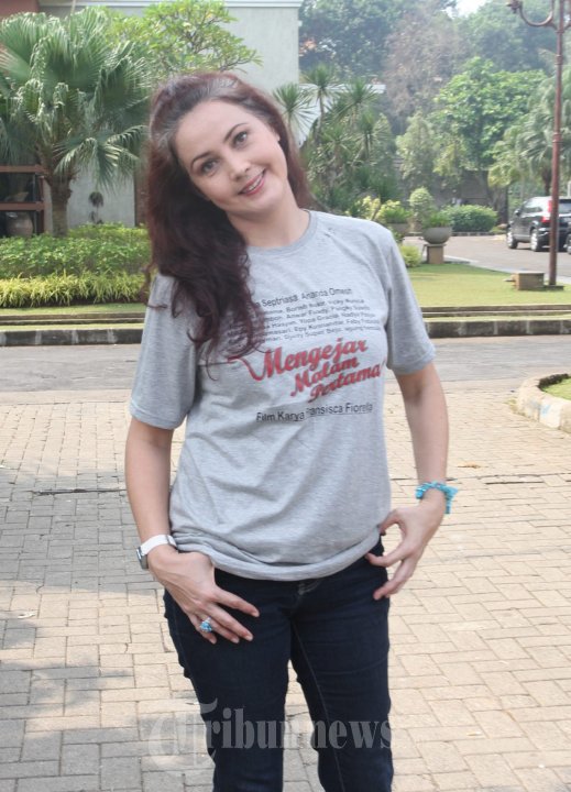 Roweina Umboh di Syukuran Film Mengejar Malam Pertama, Foto 3 #1198462 ...