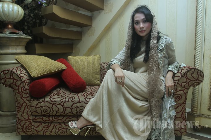 Raslina Rasyidin Fashion Show Amy Atmanto, Foto 6 #1249261 - TribunNews.com