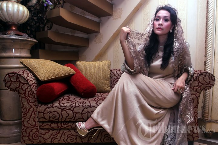 Raslina Rasyidin Fashion Show Amy Atmanto, Foto 7 #1249271 - TribunNews.com