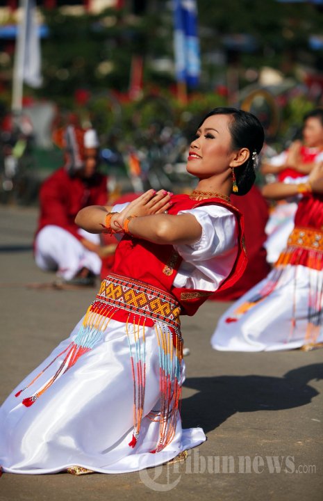 Tarian Tradisional Pasepu, Foto 1 #1298702 - TribunNews.com