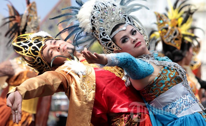 Tari Pembukaan de Syukron 4, Foto 1 #1332681 - TribunNews.com