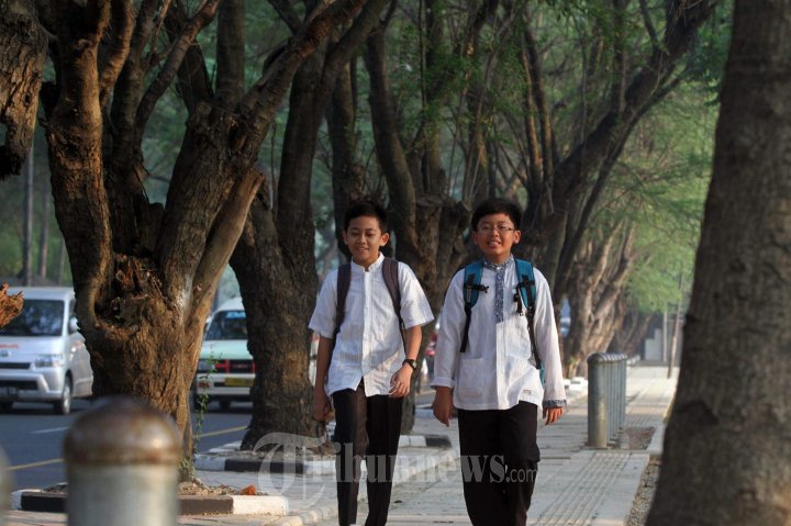 Taman Asri Kota Tangerang Minim Penerangan, Foto 2 #1376932 ...