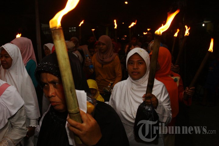 Pawai Obor Sambut Tahun Baru Islam, Foto 6 #1387231 - TribunNews.com