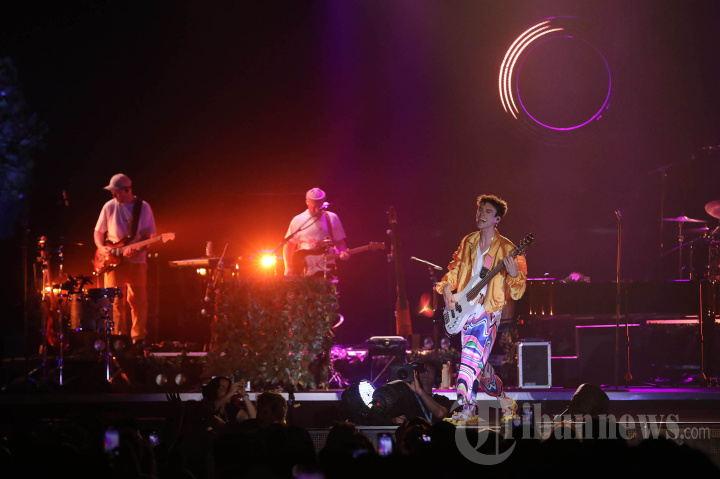 Aksi Panggung Jacob Collier , Foto 5 #2020155 - TribunNews.com