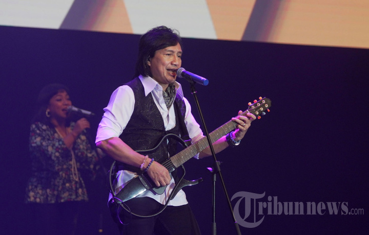 Aksi Katon Bagaskara di A Night of Icons, Foto 2 #2019745 - TribunNews.com