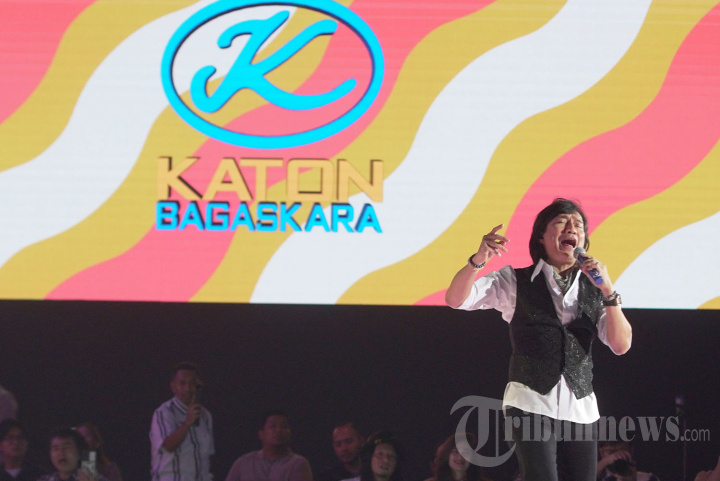 Aksi Katon Bagaskara di A Night of Icons, Foto 3 #2019746 - TribunNews.com