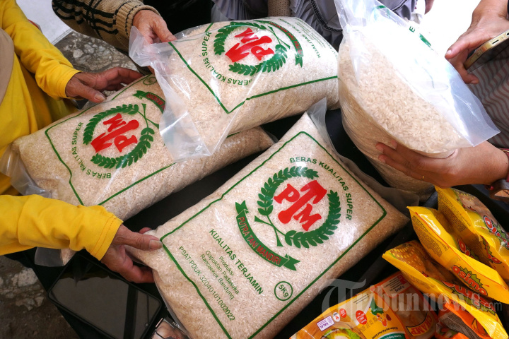 Bazar Murah 2025 di Kelurahan Burangrang Kota Bandung, Foto 2 #2015172 ...