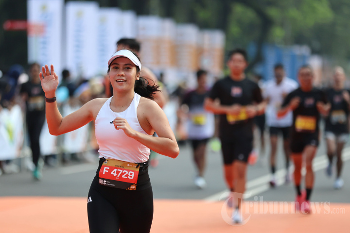 Generali Indonesia Proteksi 6000 Pelari LPS Monas Half Marathon , Foto ...