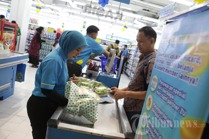 Hypermart Resmi Buka di Pluit Village, Foto 4 #2011694 - TribunNews.com