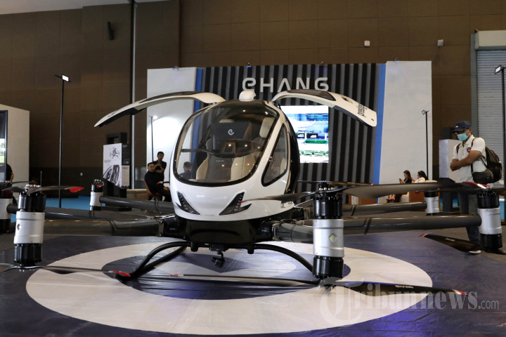 Pameran Kendaraan Listrik PEVS 2025, Foto 1 #2018383 - TribunNews.com