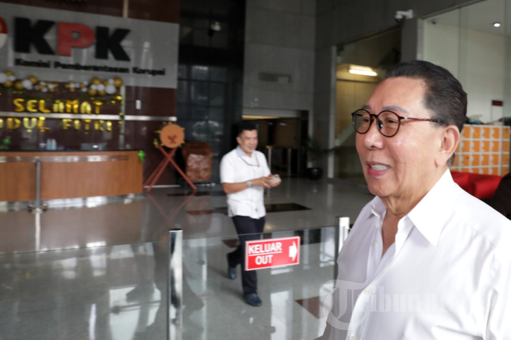 Pemeriksaan Djoko Tjandra di KPK, Foto 3 #2017498 - TribunNews.com