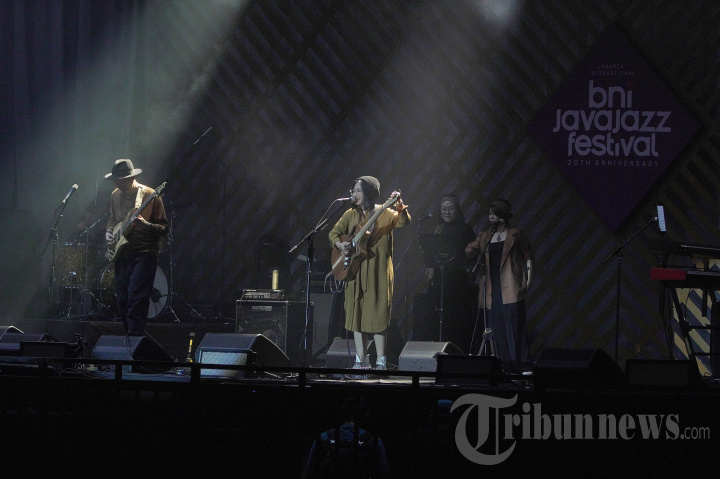 Penampilan Endah N Rhesa Extended di Java Jazz 2025, Foto 3 #2020148 ...