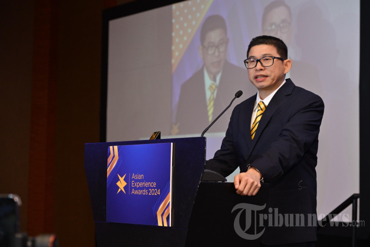 Penghargaan Product Experience of the Year untuk Maybank Indonesia ...