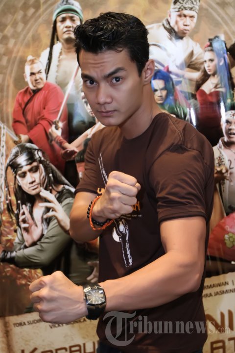 Agung Saga Bintang Film Kacaunya Dunia Persilatan, Foto 5 #1502451 - TribunNews.com