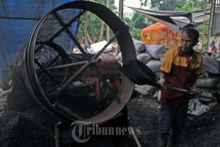 Agus Rukanda Parajin Pupuk Kompos Dari Sampah Organik, Foto 3 #1633644 ...