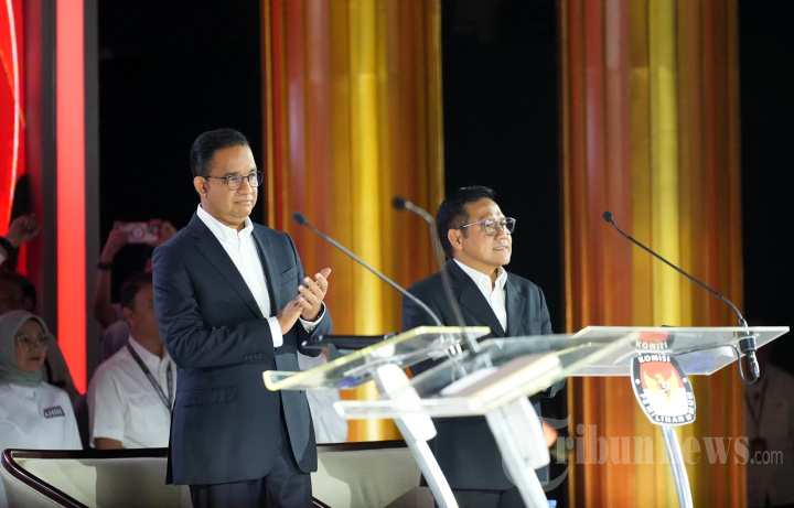 Aksi Anies Baswedan di Debat Ketiga Calon Presiden 2024, Foto 1 ...