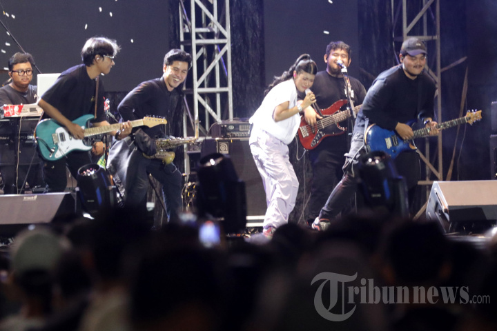 Aksi Panggung Nabila Maharani di Java Pop Fest, Foto 6 #1971111 ...