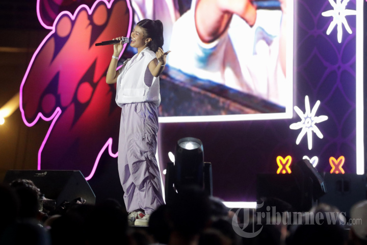 Aksi Panggung Nabila Maharani di Java Pop Fest, Foto 7 #1971112 ...