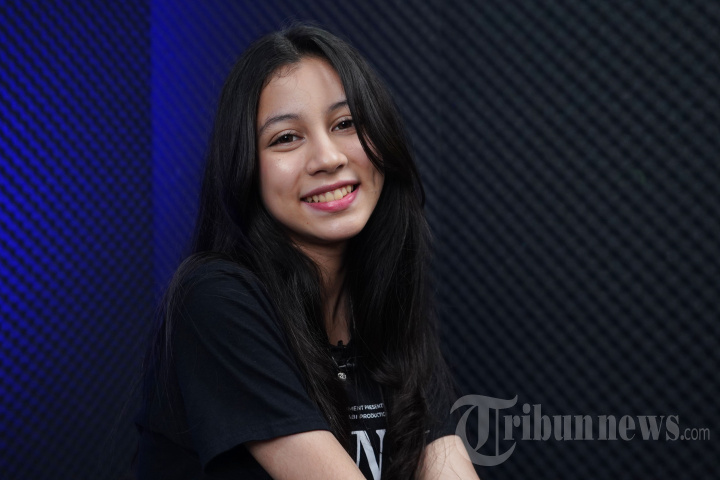 Aktris Cilik Shofia Shireen jadi Risa Saraswati dalam Series Jurnal Risa, Foto 3 #1969662 ...