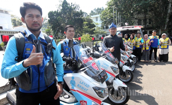 Ambulance Motor dan Program Layanan Layad Rawat, Foto 4 #1710593 ...