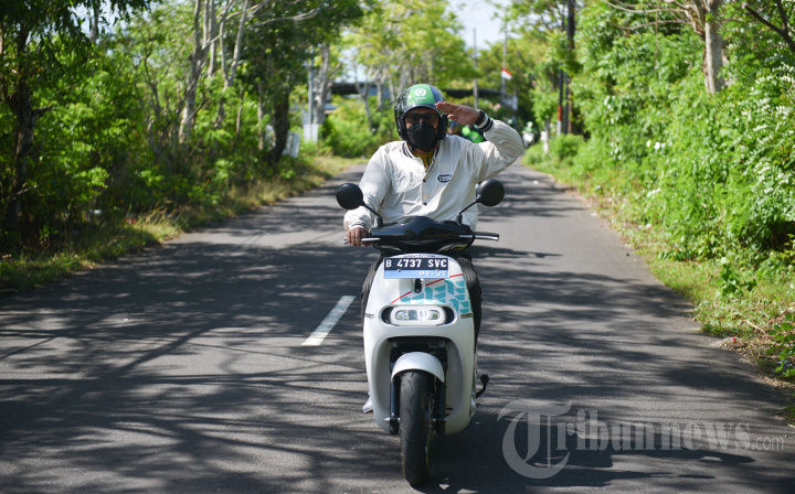 Andre & Surya Touring Motor Listrik Electrum di Bali, Foto 5 #1945229 ...