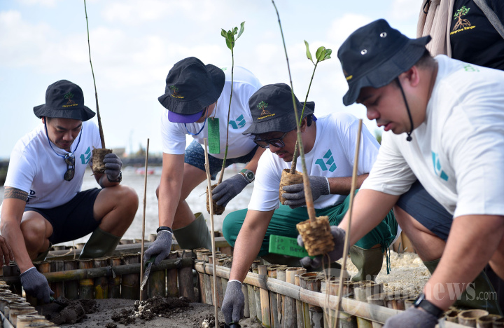 Andre & Surya Touring Motor Listrik Electrum di Bali, Foto 6 #1945230 ...