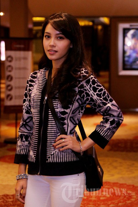 Anggika Bolsterli, Foto 3 #1667903 - TribunNews.com