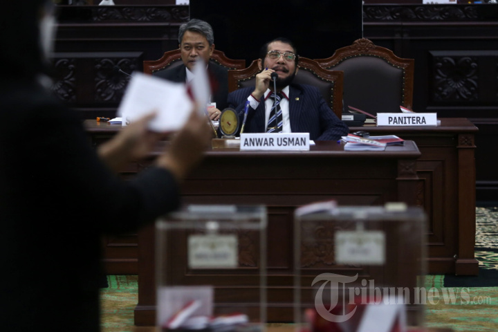 Anwar Usman Kembali Terpilih Sebagai Ketua MK, Foto 5 #1960397 - TribunNews.com