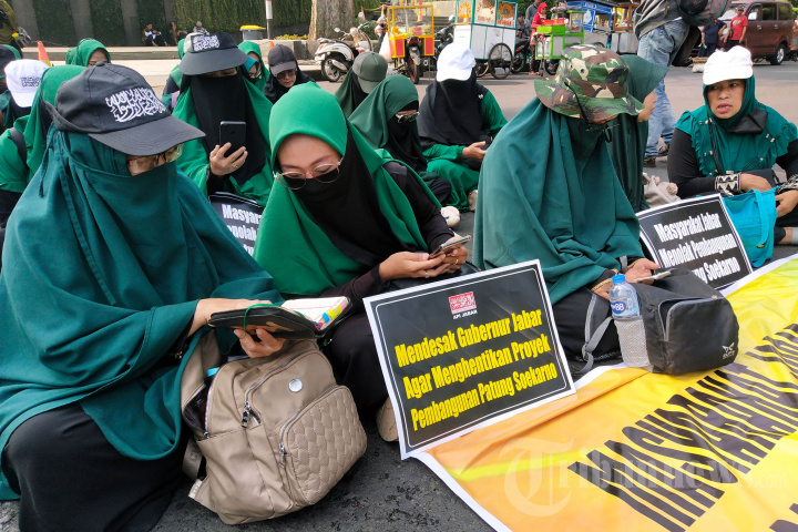 API Jabar Tolak Pembangunan Patung Soekarno, Foto 3 #1973487 ...
