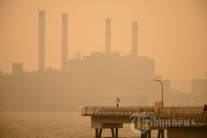 AS Diselimuti Kabut Asap Kebakaran Hutan Kanada, Foto 8 #1968264 ...