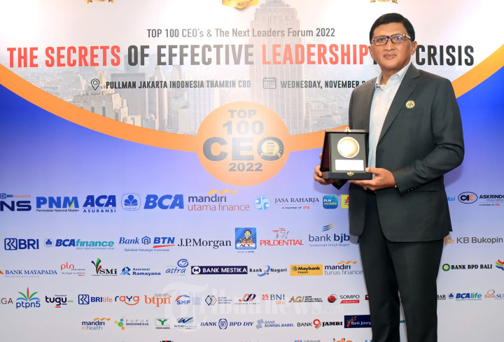 Askrindo Terima Penghargaan Top 100 CEO 2022, Foto 2 #1946439 - TribunNews.com