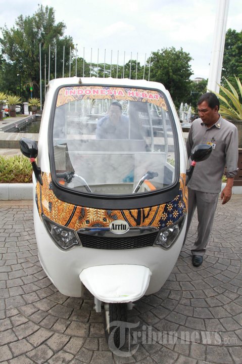 Bajaj Listrik, Foto 2 #1496932 - TribunNews.com