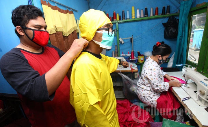 Baju Hazmat Warna Warni Produksi UMKM Explore Store Project BDG, Foto 2 ...