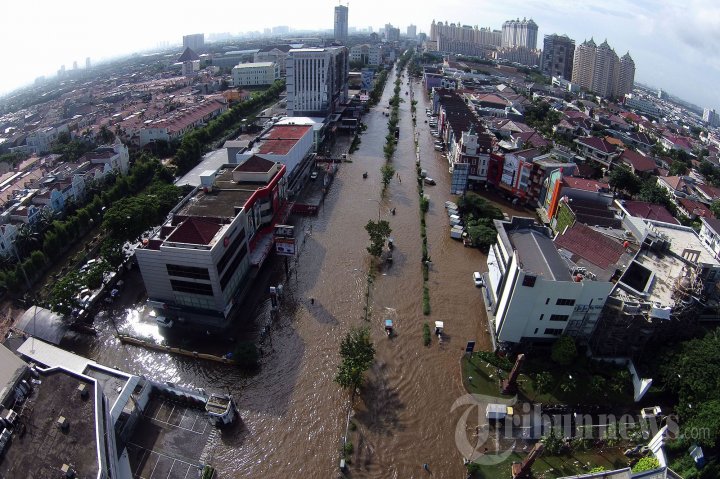 Banjir di Kelapa Gading, Foto 13 #1538572 - TribunNews.com