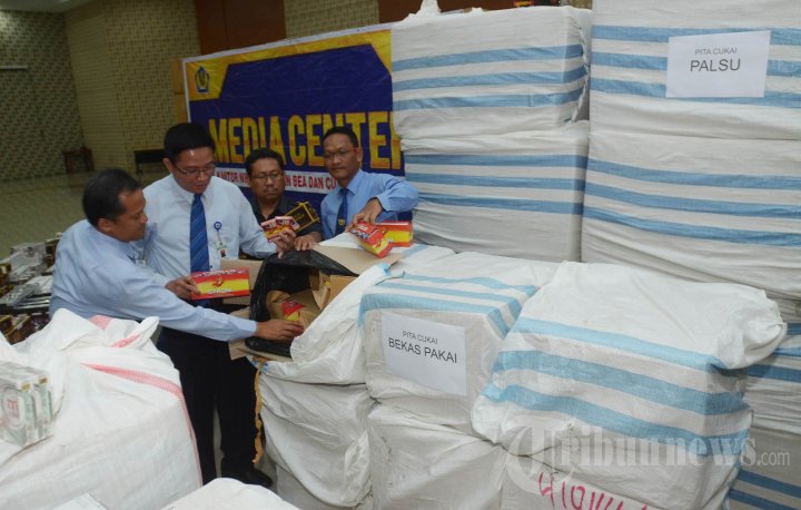 Bea dan Cukai Jawa Timur I Sita Rokok Tanpa Cukai, Foto 1 #1577401 - TribunNews.com