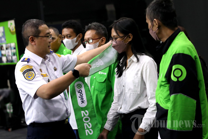 Beasiswa Anak Mitra Driver Gojek, Foto 1 #1941610 - TribunNews.com