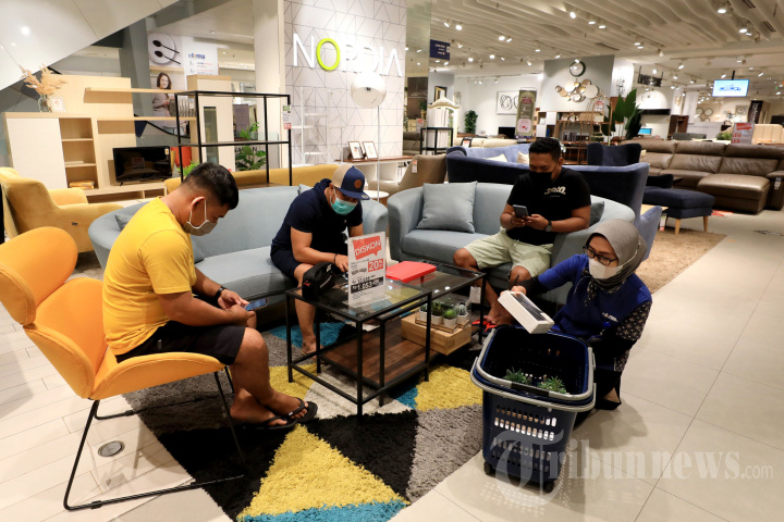 Berburu Kebutuhan Furniture Sambut Lebaran, Foto 2 #1922294 - TribunNews.com