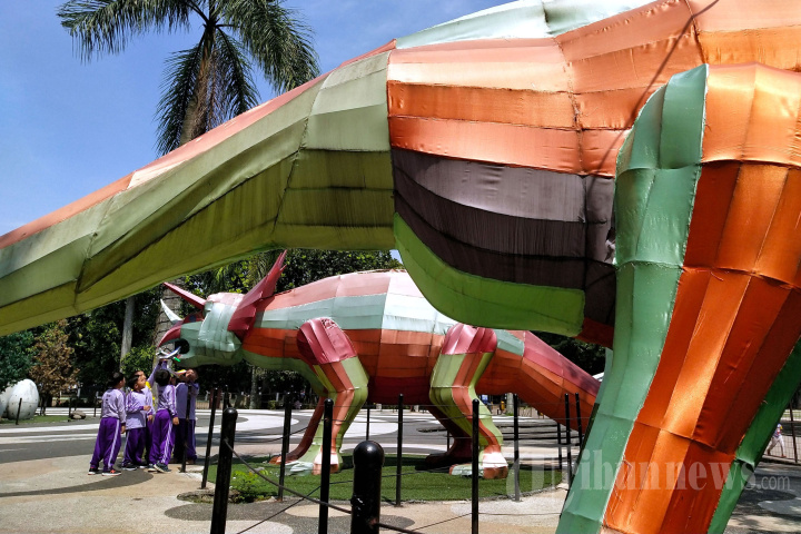 Bermain di Lampion Park Tegallega, Foto 2 #1960756 - TribunNews.com