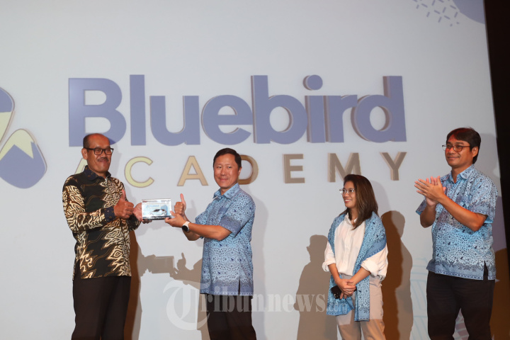 Bluebird Luncurkan Bluebird Academy, Foto 2 #1949306 - TribunNews.com